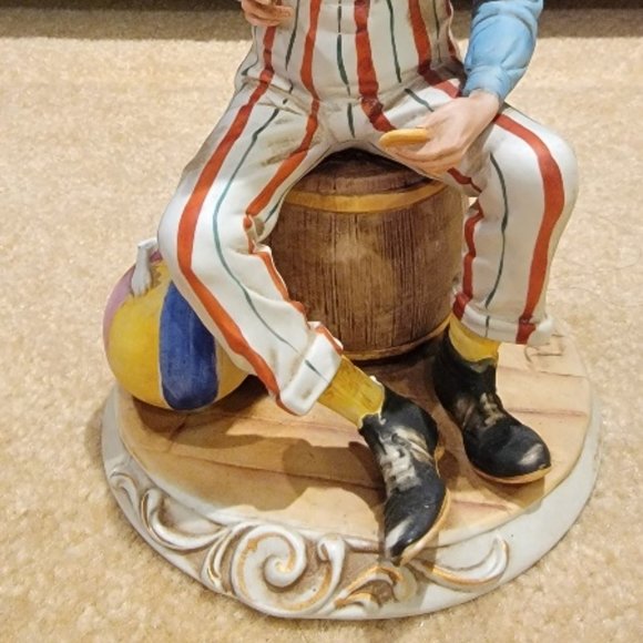 Pucci Clown | Art | Vintage Pucci Clown On A Barrel Animal Figurine ...